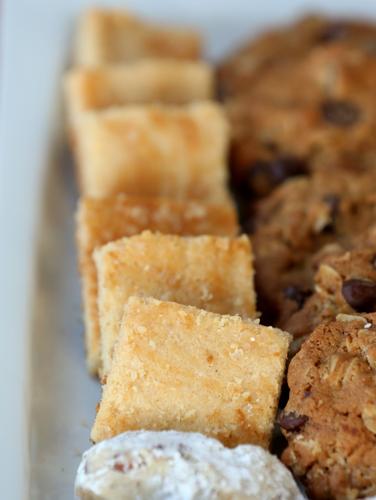 Bakers indulge in presidential cookies despite no contest this year ...