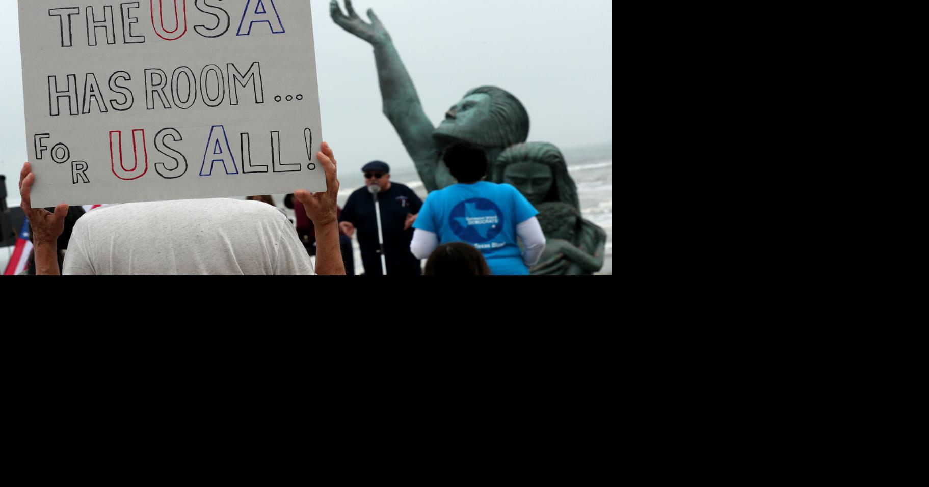 Islanders protest 'heavy-handed' ICE efforts | Local News | The Daily News