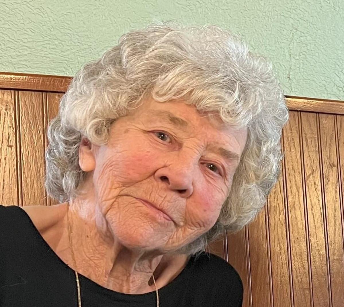 Deanna Lou Erstad Temple | Obituaries | The Daily News