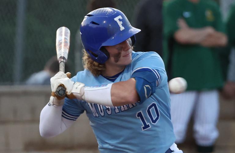 Santa Fe stays in the fight to sweep state-ranked Friendswood | High ...