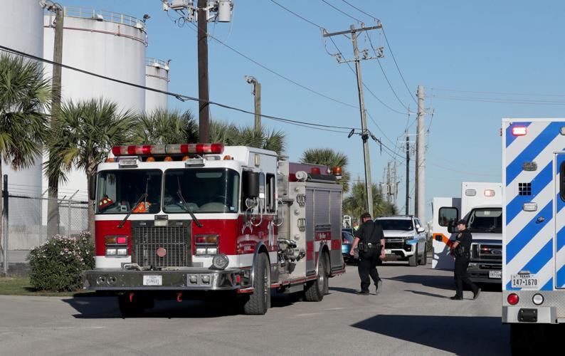 Five injured in Texas International Terminals oil fire in Galveston ...