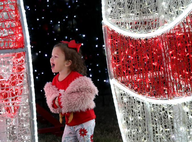 Texas City mayor lights up city for the holidays | Local News | The ...