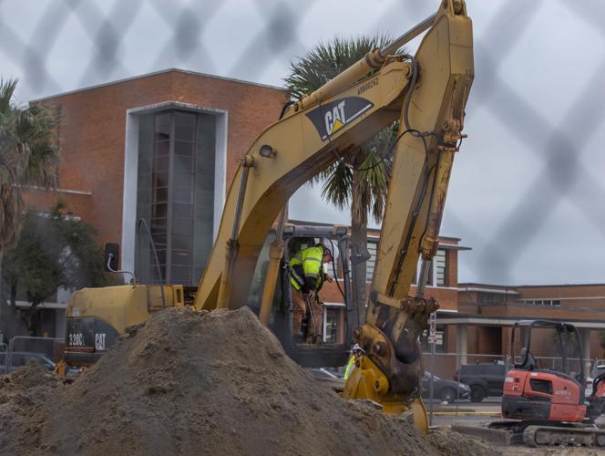 Galveston district moves to cut cost of Ball High School rebuild ...