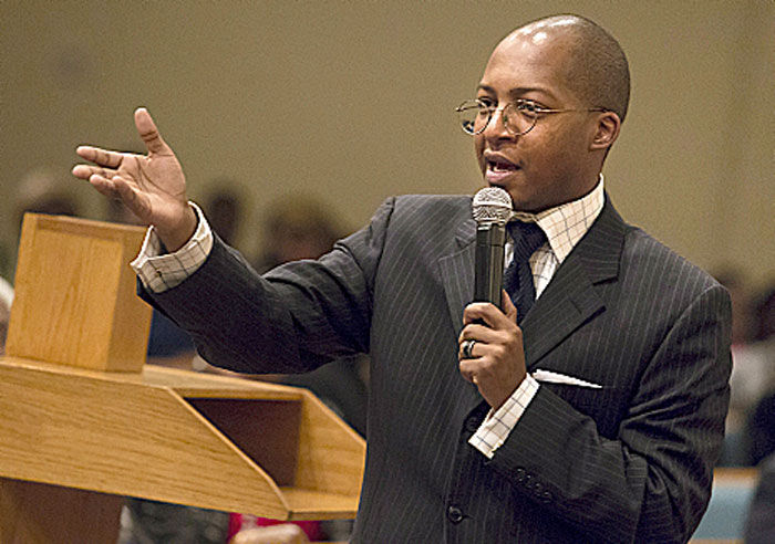 Praying for unity in wake of Texas City shooting | Local News | The ...
