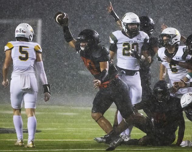 On rain-drenched night, Texas City tops Santa Fe in key game | High ...