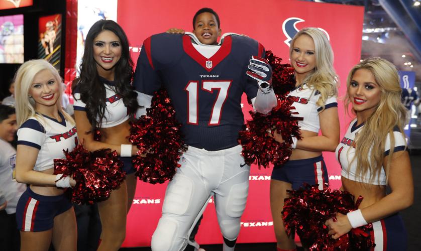 Photos: NFL PLAY 60 Kids' Day | In Focus | The Daily News