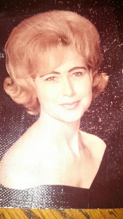 Joyce Curry Howeth | Obituaries | The Daily News