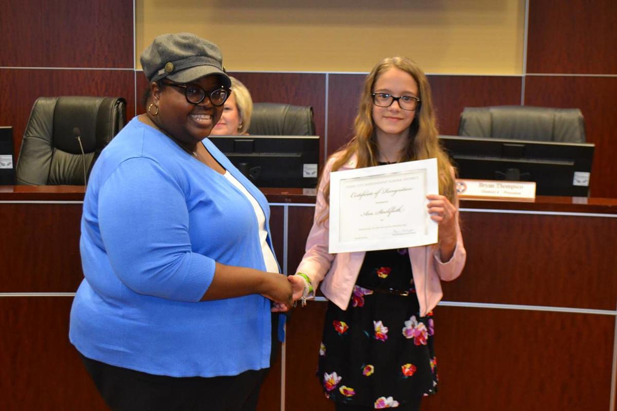 Levi Fry Intermediate School spelling bee winner | Applause | The Daily ...