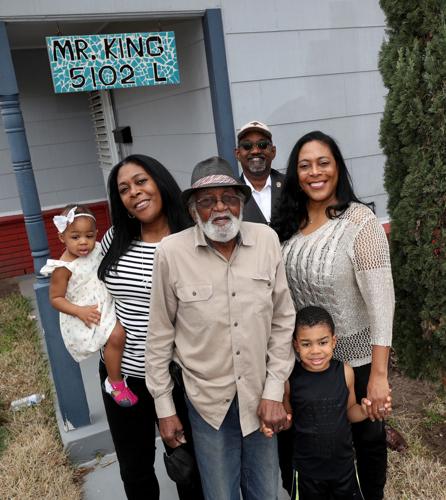 Galveston man pays it forward one luncheon at a time | Local News | The ...