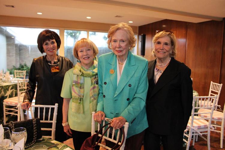 Seaside Scenes: 'Dean Martin' serenades islander at 95th birthday party ...