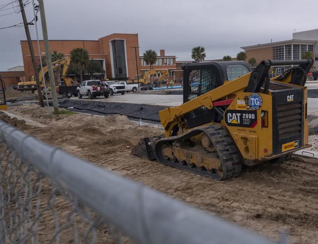 Galveston district moves to cut cost of Ball High School rebuild ...