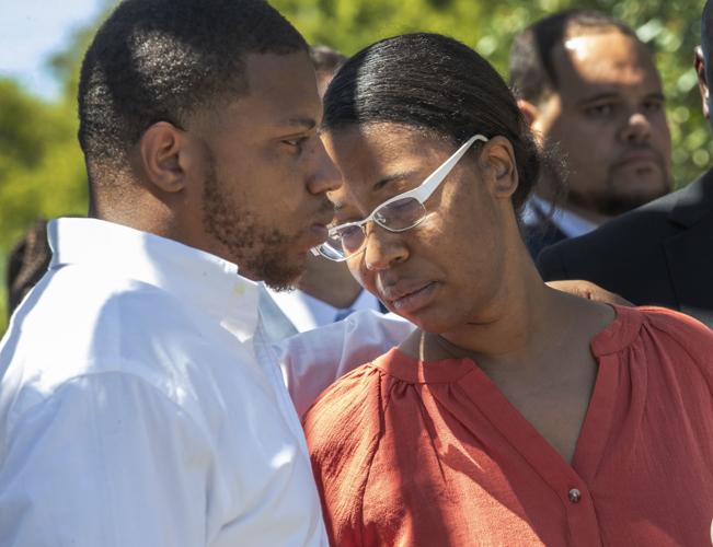 Neely's lawyers demand release of body camera images | Local News | The ...