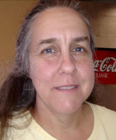 Donna Gayle Holcomb | Obituaries | The Daily News