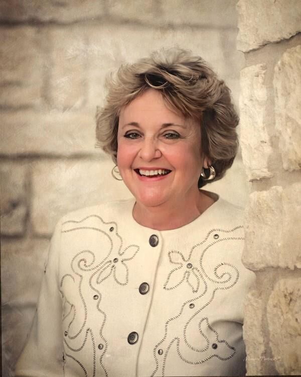 Darlene Marie Hutchinson | Obituaries | The Daily News