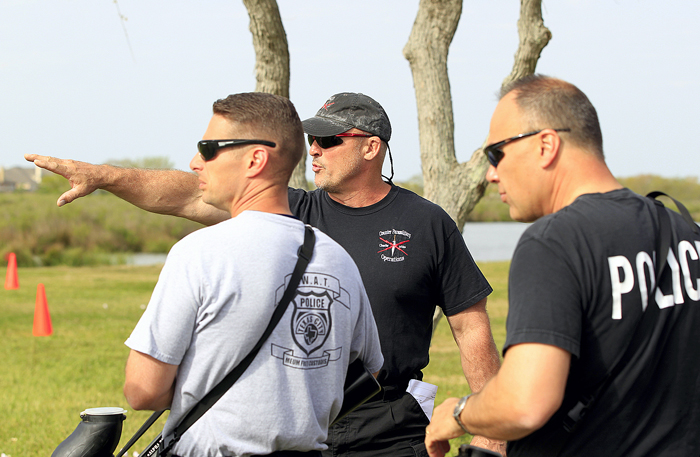 Cops train to react quickly to active shooters | Local News | The Daily ...