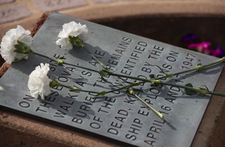 Photos: 1947 Texas City Disaster Memorial Service | In Focus | The ...