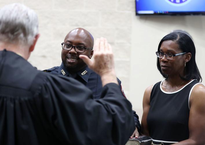 New Kemah chief sworn in | Local News | The Daily News