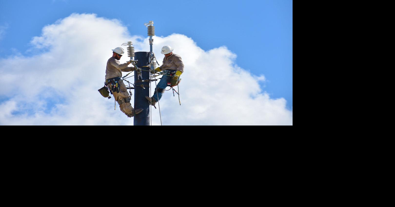 CenterPoint responds to power outages with equipment repairs | Local ...