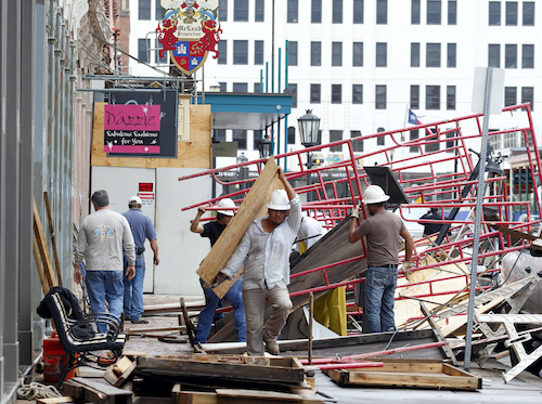 Storm knocks Strand scaffolding onto parked cars | Local News | The ...