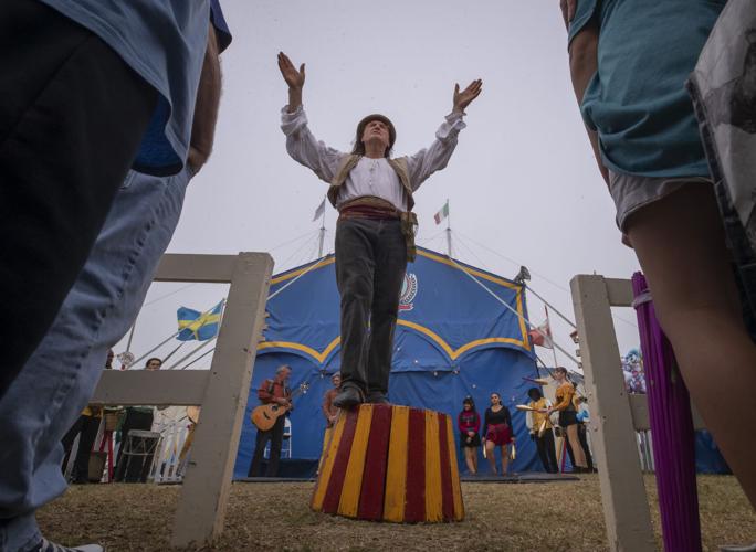 Galveston beach circus sees high demand, adds performances | Local News ...