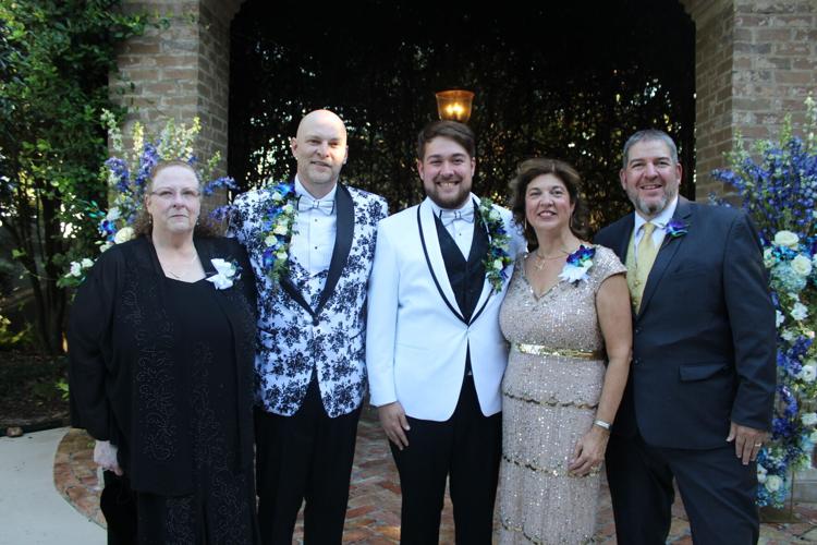 Seaside Scenes: Couple ties the knot at elaborate Galveston wedding ...