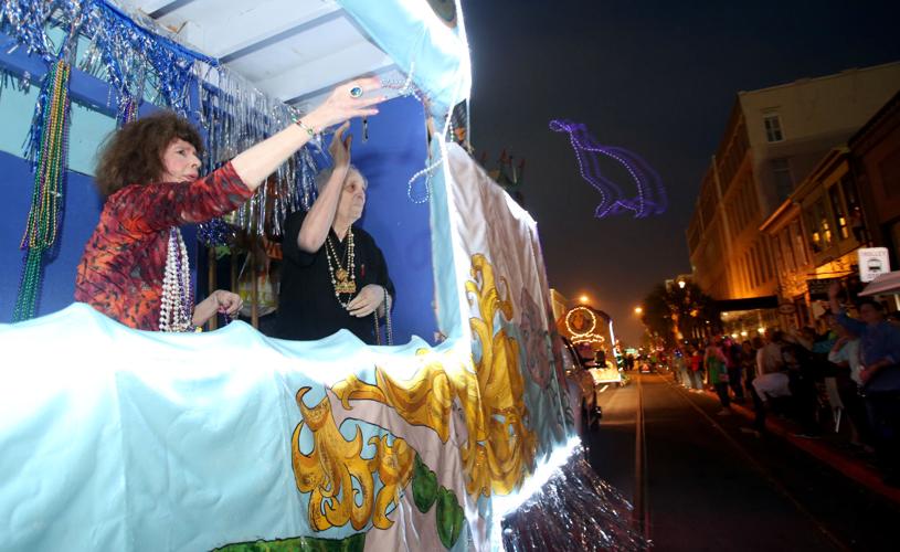 Photos: Mardi Gras fun ends with Fat Tuesday Parade | In Focus | The ...