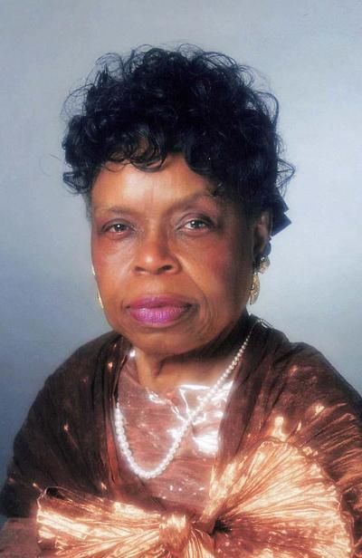Minnie Mae Simmons | Obituaries | The Daily News