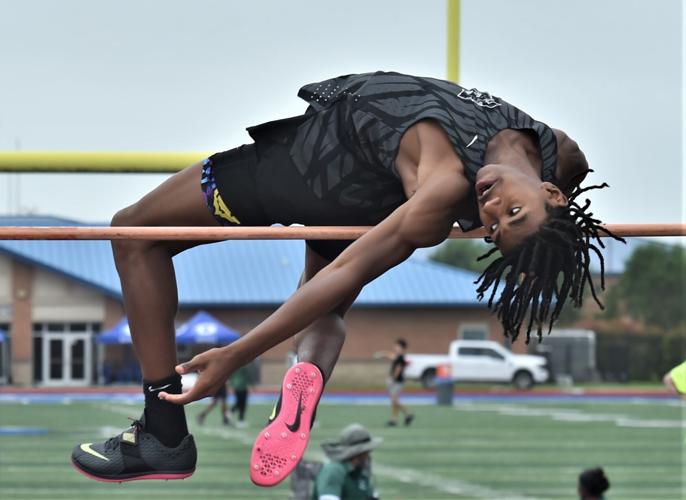 Repeat high jump winner highlights Day 1 of District 24-6A track meet ...