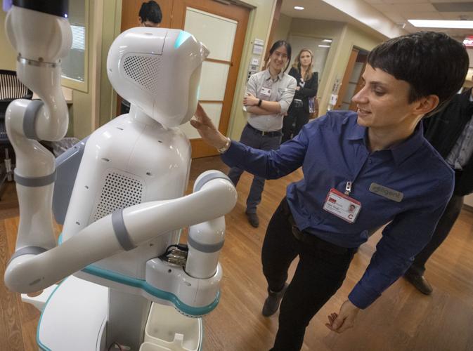 Medical assistant robot rolls into UTMB for testing | Local News | The ...