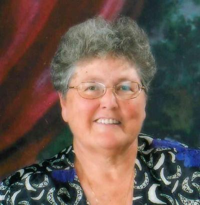 Carol Lynn Maxwell | Obituaries | The Daily News