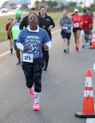 Hundreds compete in Daily News Press Run | Local Sports | The Daily News