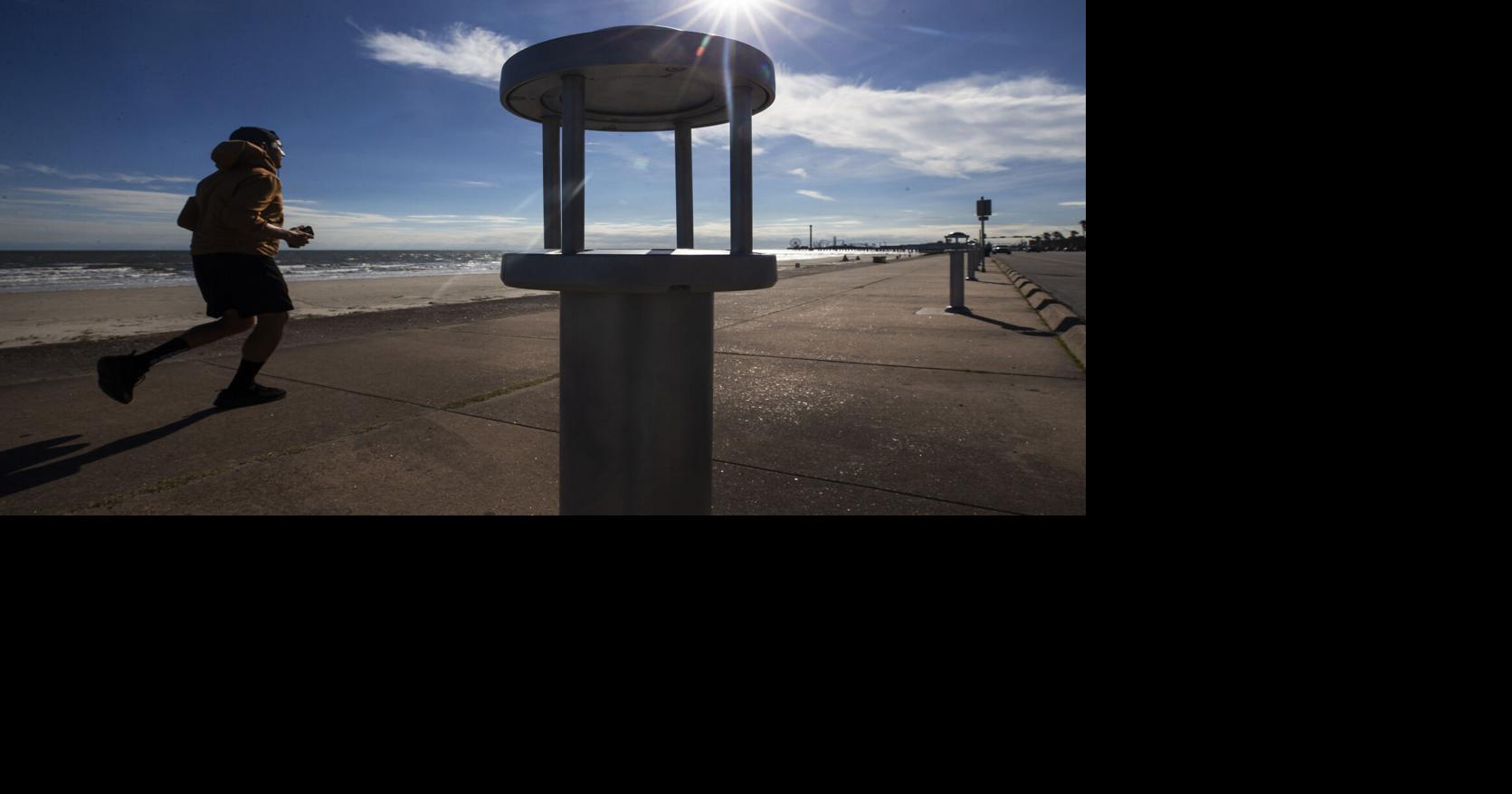 Galveston OKs $500,000 for seawall lighting project | Local News | The ...