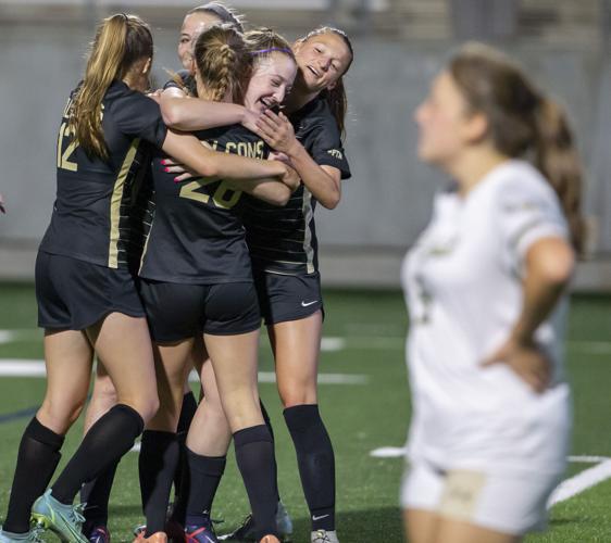 Foster tops Santa Fe to halt program’s best playoff run in 11 years ...