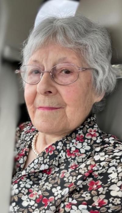 Doris Elizabeth Watson | Obituaries | The Daily News