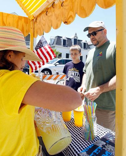 Location is key on Lemonade Day | Local News | The Daily News