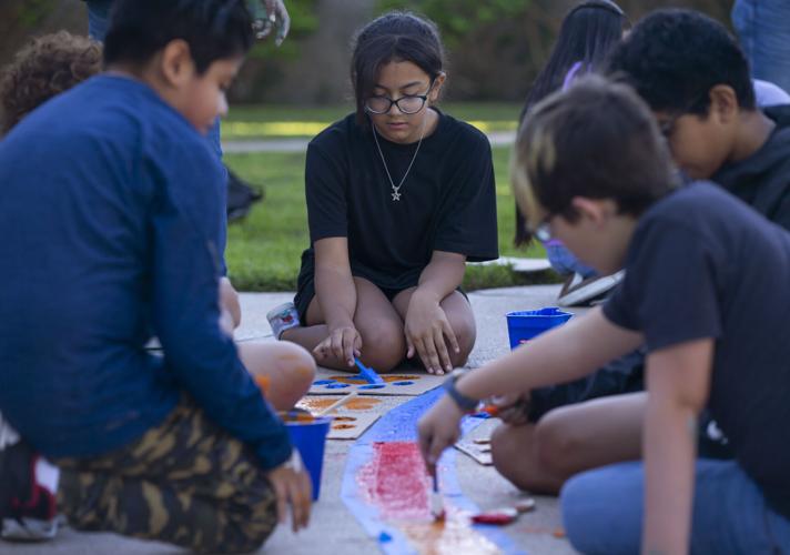 Budding artists create sensory sidewalk at La Marque's Feigle Park ...