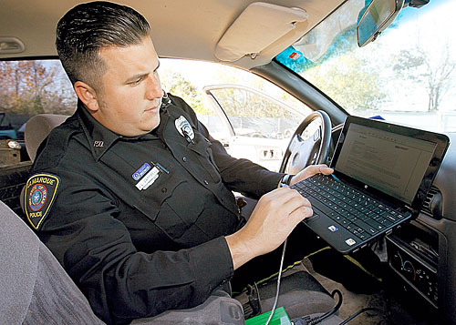 Computers help police in wreck investigation | Local News | The Daily News