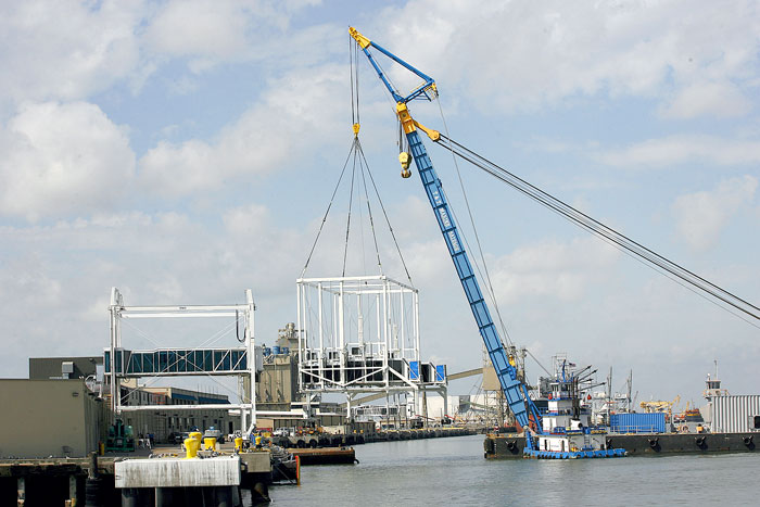 Gangway installation at port under way | Local News | The Daily News