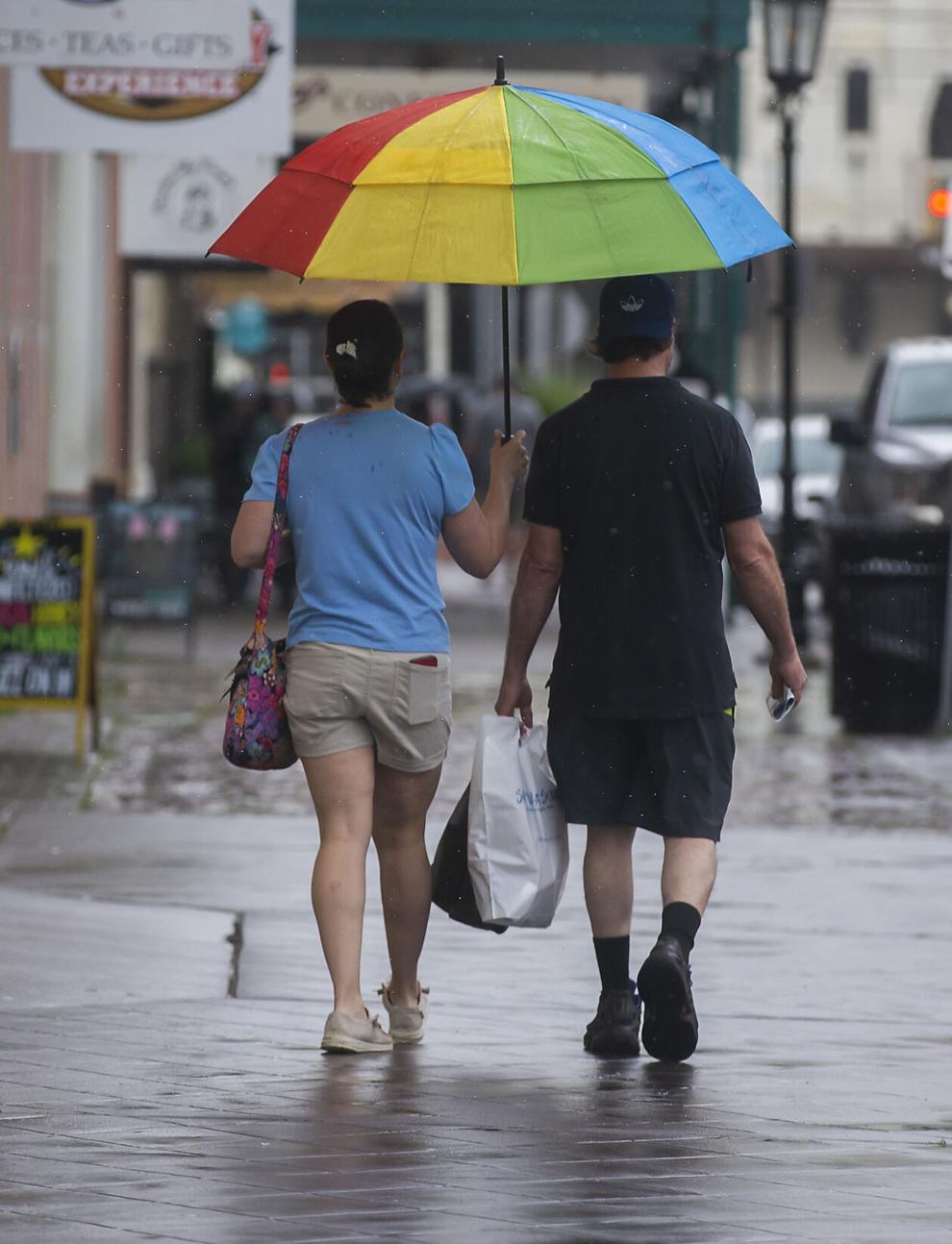 Galveston's Memorial Day weekend not a disaster despite weather | Local ...
