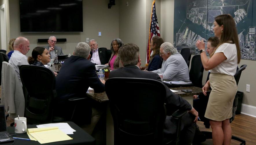 Galveston calls for guidelines, possible cap on tourism spending ...