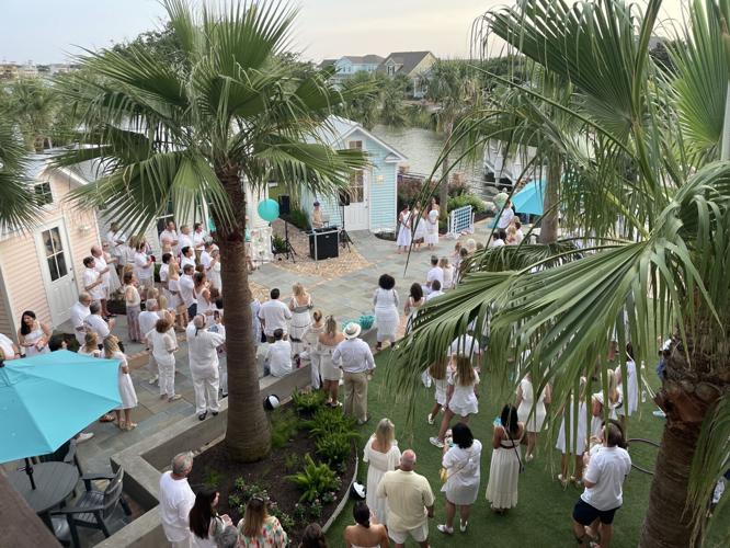 Seaside Scenes: Islander celebrates 40th birthday with beach party ...