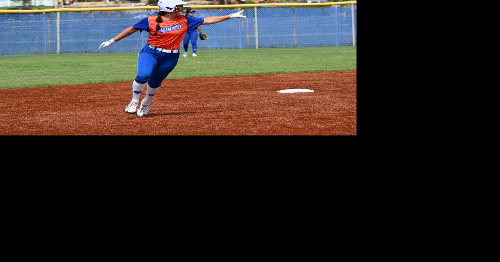 Galveston College softball wins regional tournament | Free College ...
