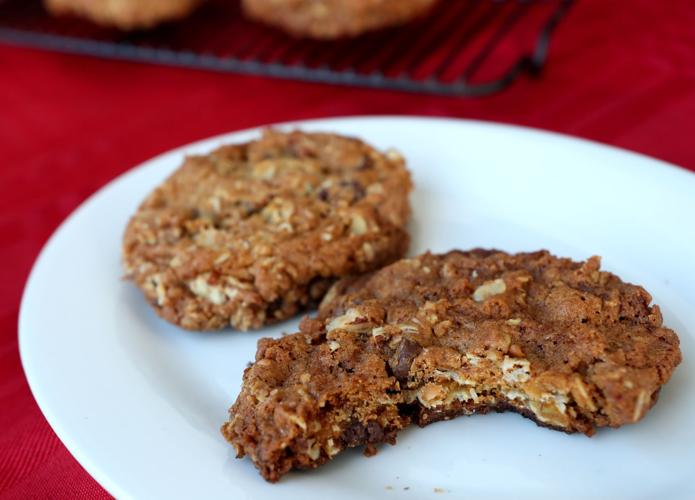 Bakers indulge in presidential cookies despite no contest this year ...