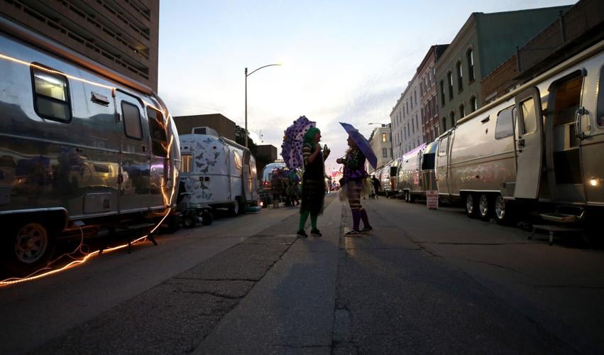 Airstream rally adds to sights at Galveston Mardi Gras | Local News ...