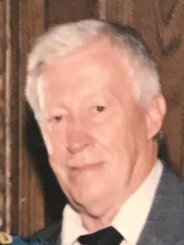 Robert W. Armstrong | Obituaries | The Daily News