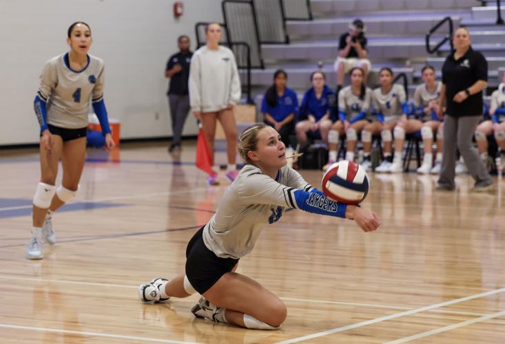 Champing at the bit to face rivals, Friendswood sweeps Clear Springs ...