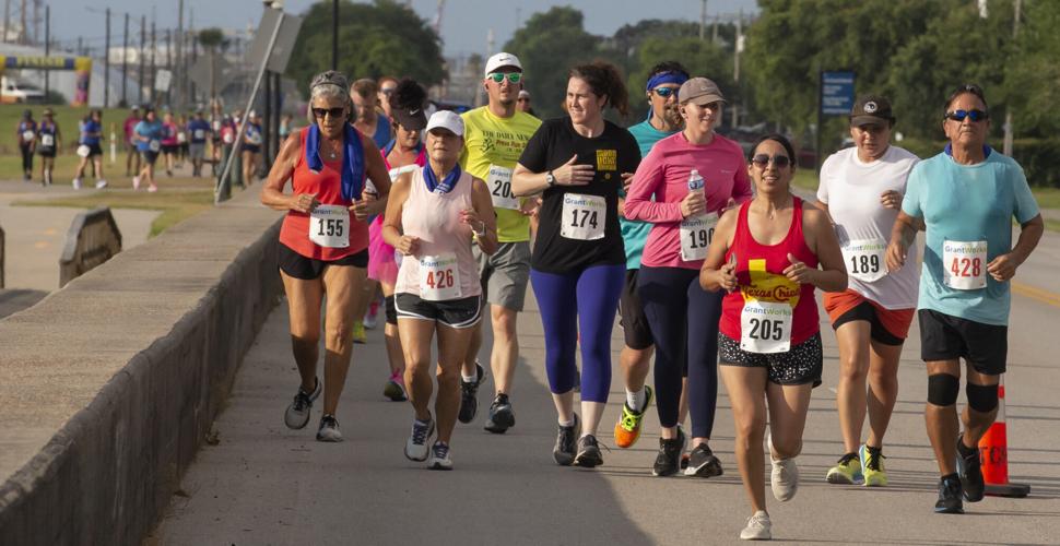 Runners pound the pavement for literacy in first Texas City Press Run ...