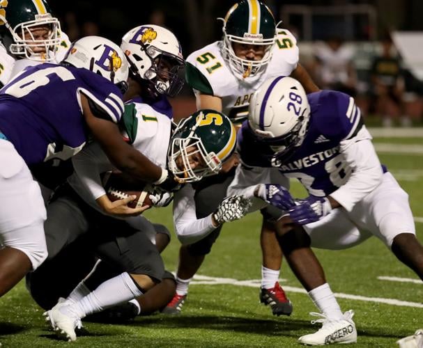 Ball High plays lights out after lights go out in rout of Sharpstown ...