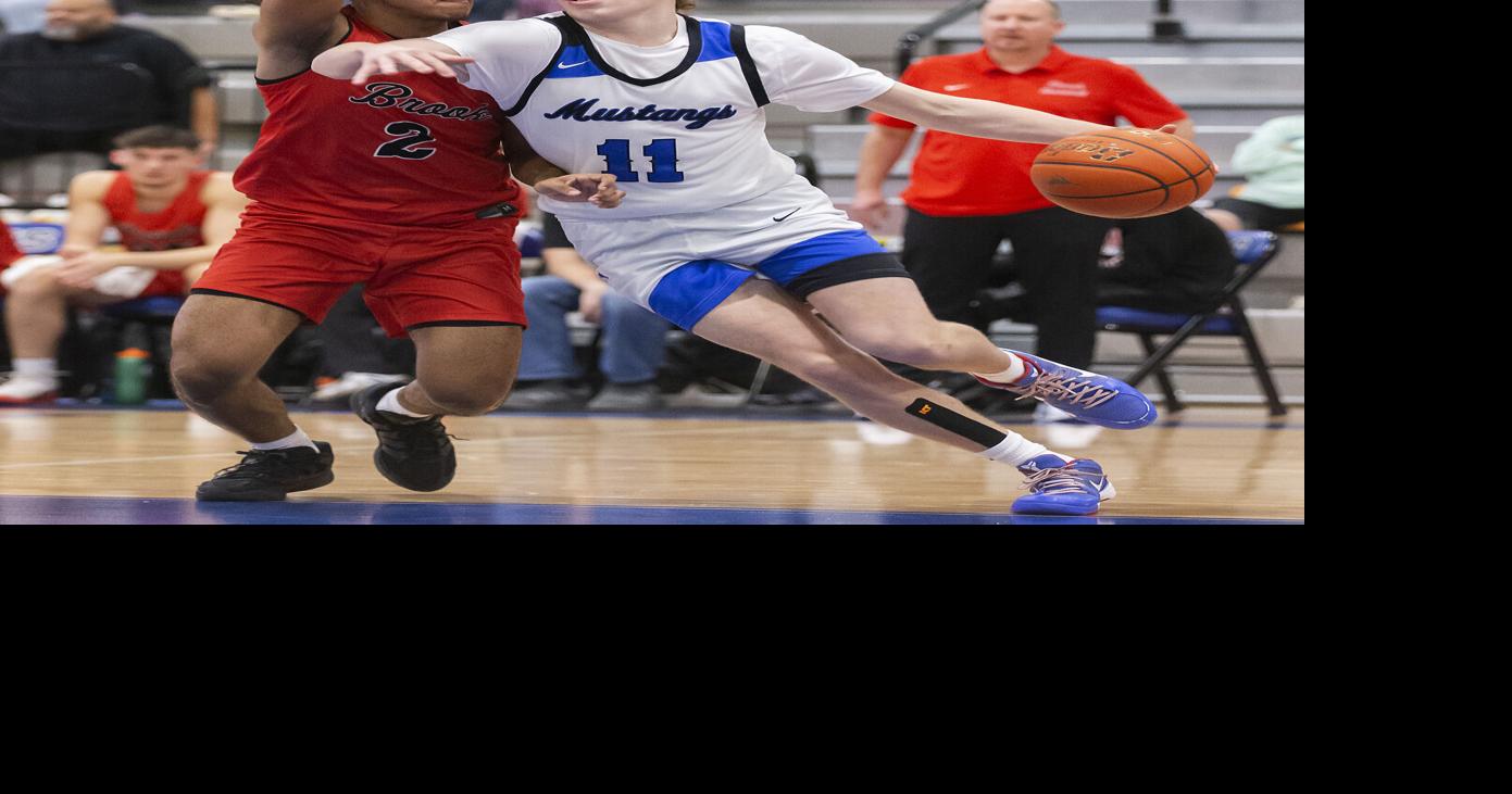 Friendswood victim of hot-shooting Clear Brook in loss | High School ...