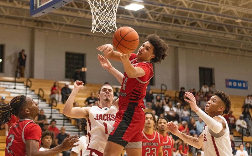 Hitchcock gets by Diboll in physical area-round playoff test | High ...